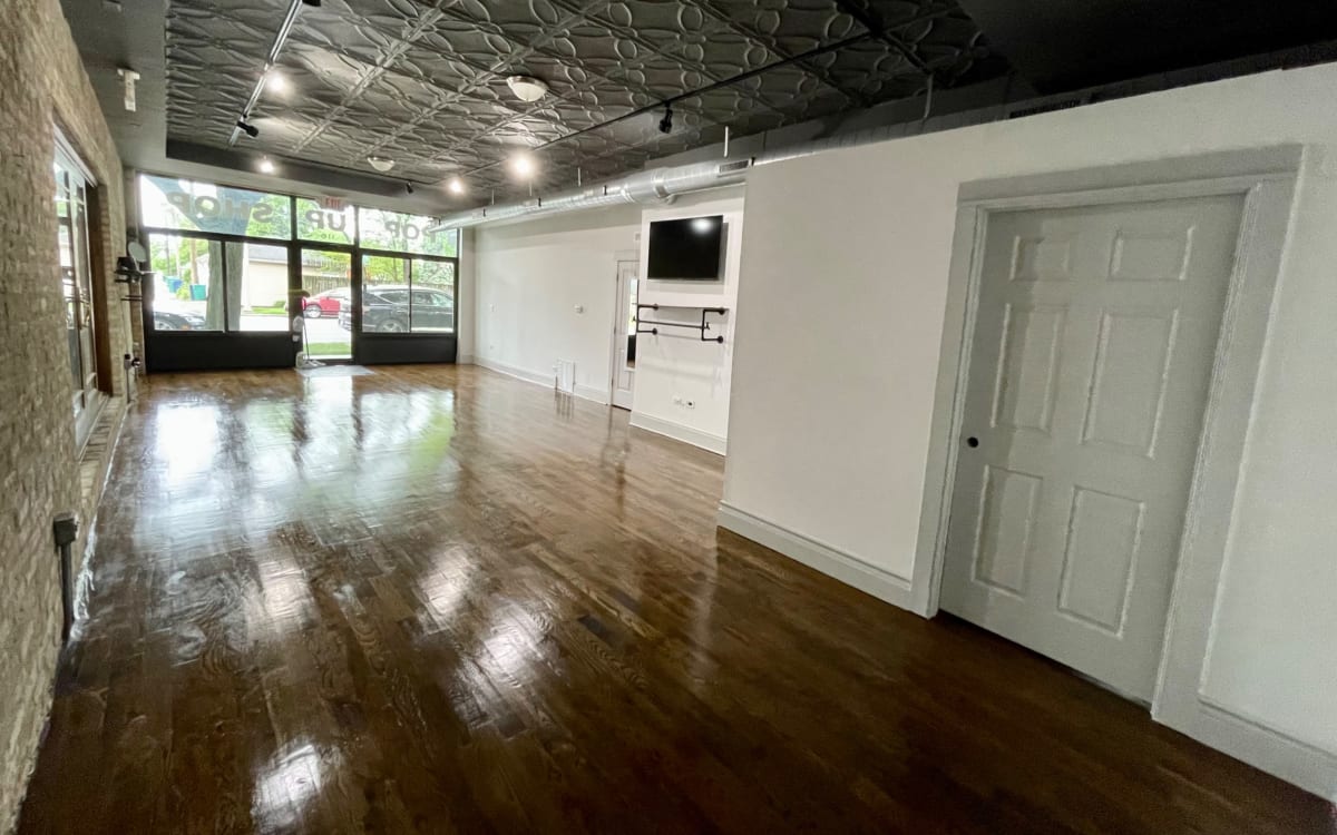 Event Space with Wooden Floors, Oak park, IL | Event | Peerspace
