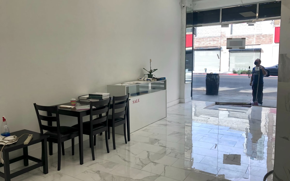 Bright White Storefront Ideal for Pop-Ups/Photo/Video, Los Angeles, CA ...