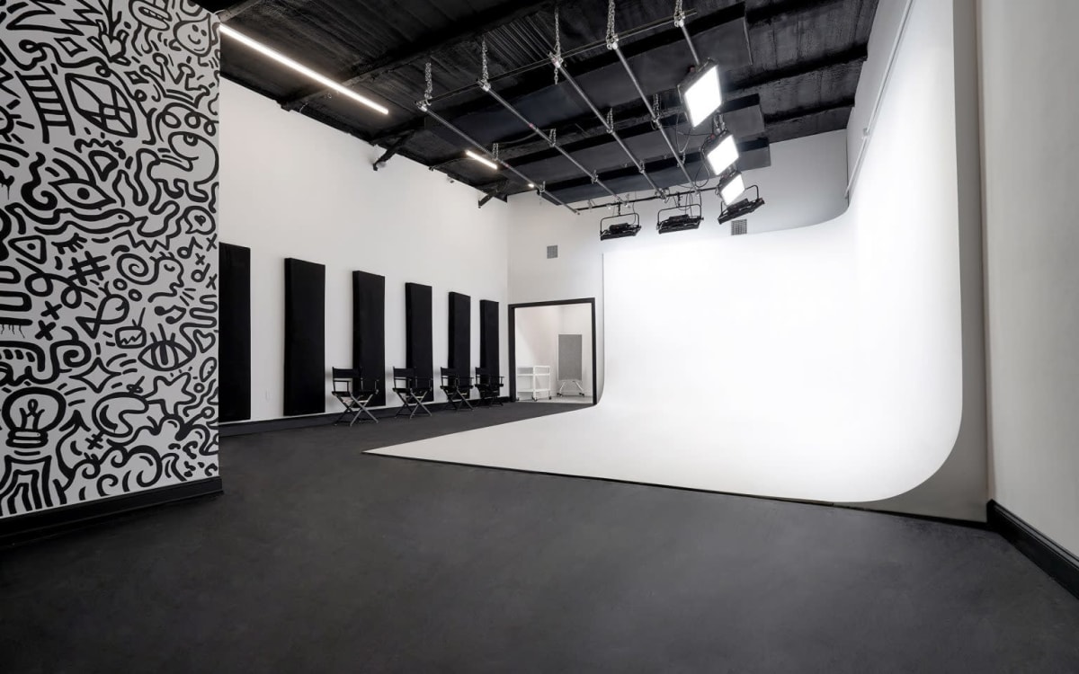 Cyc wall studio for photos & video, Covington, LA | Production | Peerspace