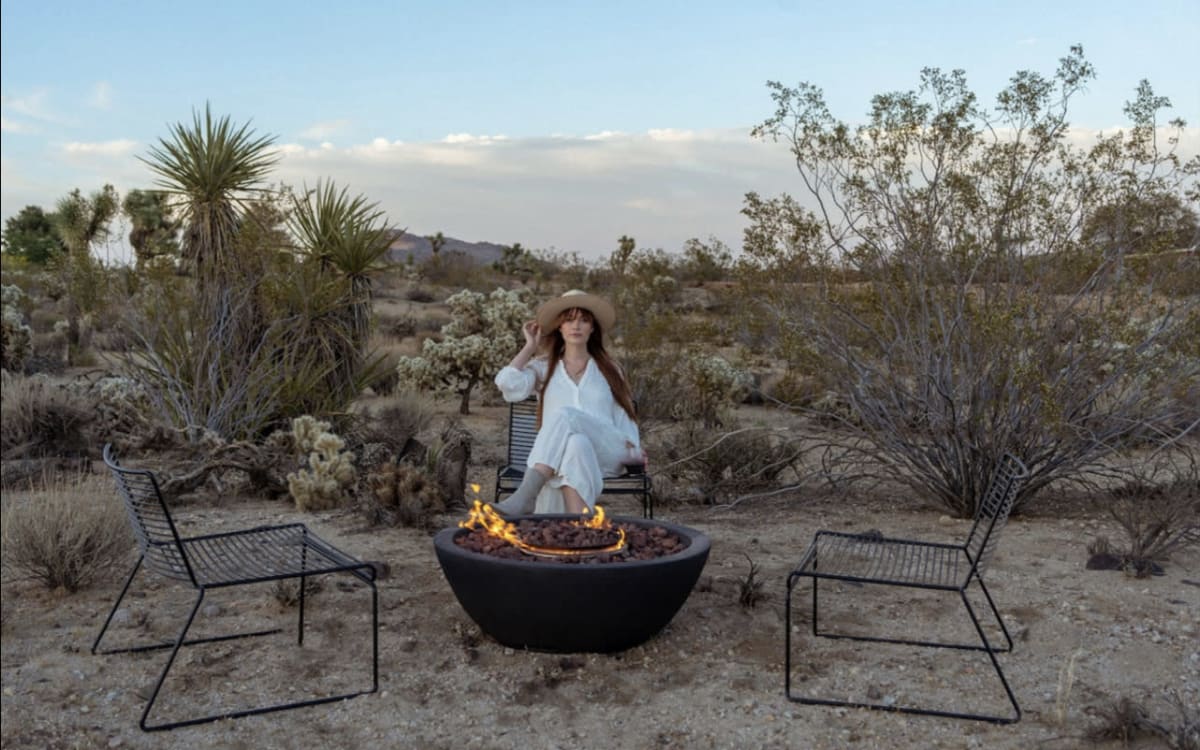 Desert Dwelling House with a Cowboy Tub surrounded by 2.5 acres of ...