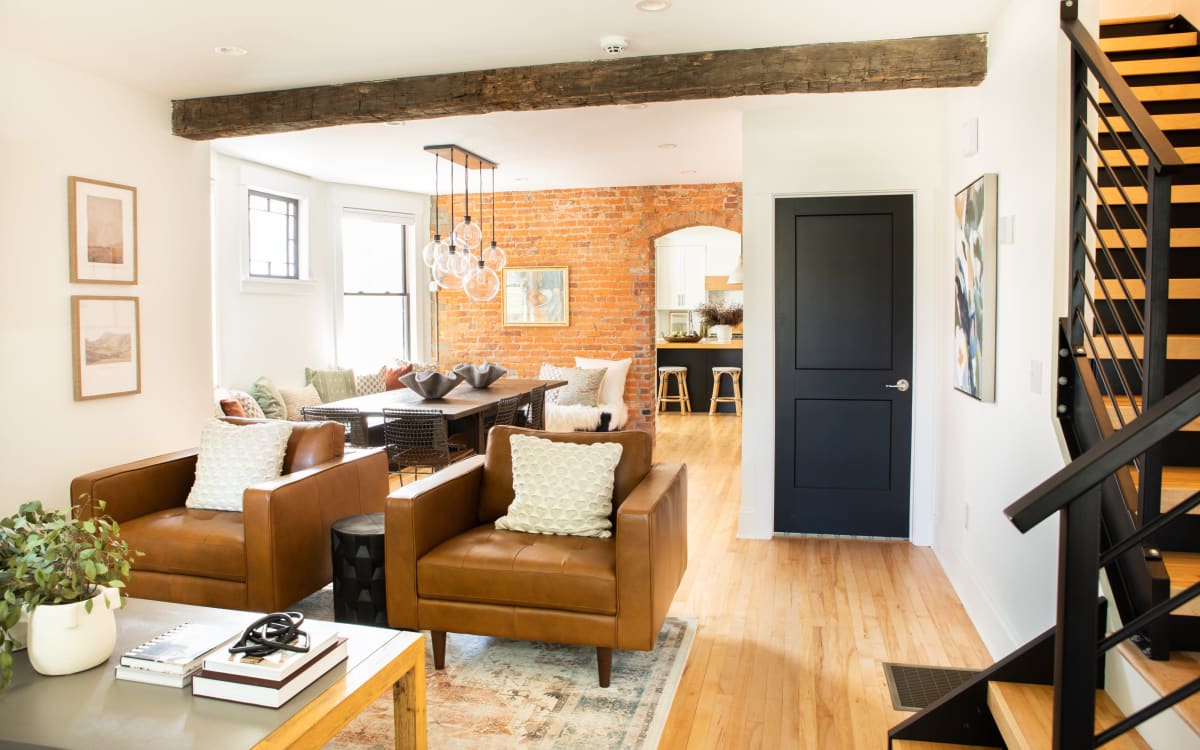 The Chatham Manor, Cleveland, OH | Production | Peerspace