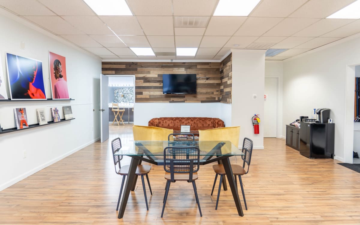 Large Open Studio Space located in North West Atlanta, Atlanta, GA ...
