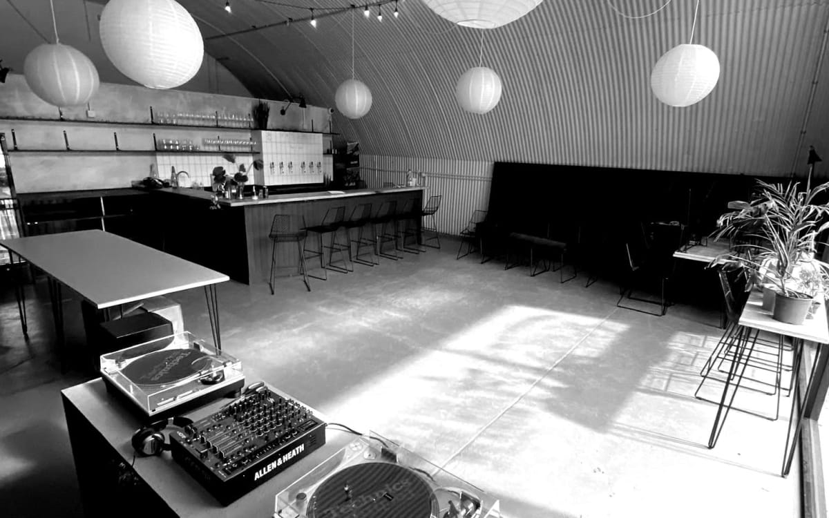 Airy Minimalist Modern Bar London Event Peerspace