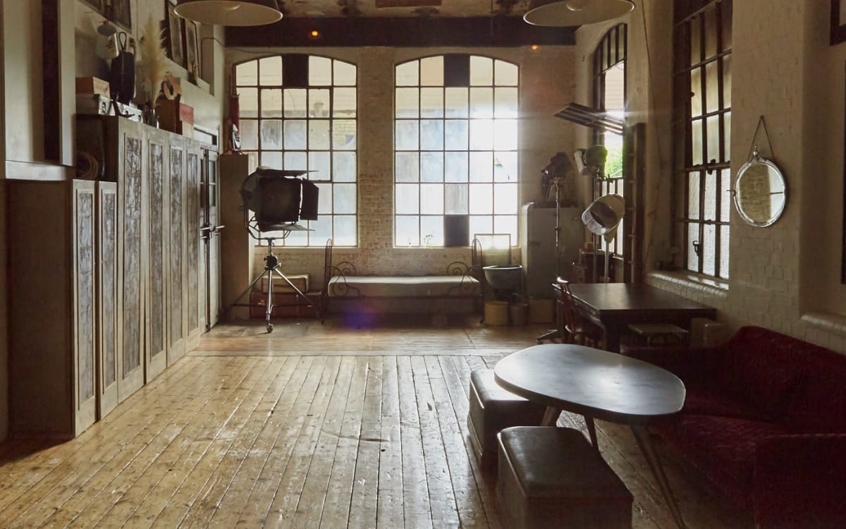 Studio In Industrial Loft Style Warehouse Conversion, High Barnet ...