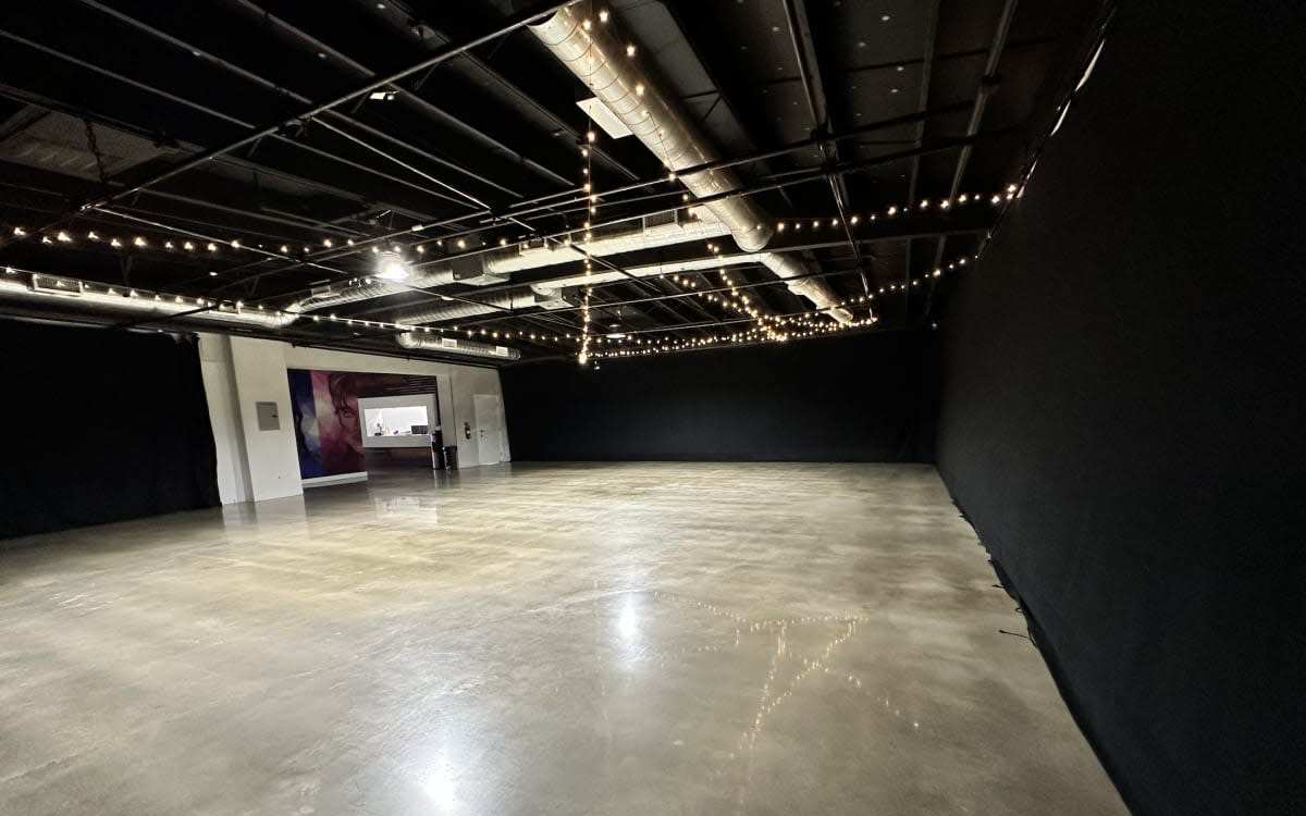 Multipurpose Studio / Creative Space and Production Offices, Glendale ...