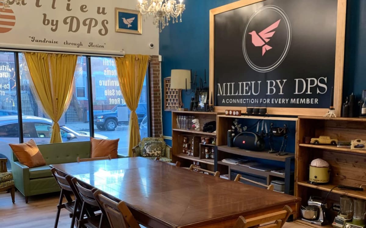 Eclectic 1970s Style Milieu, Chicago, IL | Off-Site | Peerspace