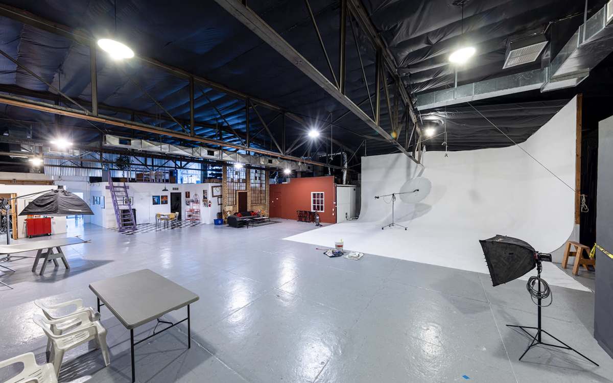 Large downtown Tucson studio, Tucson, AZ | Production | Peerspace