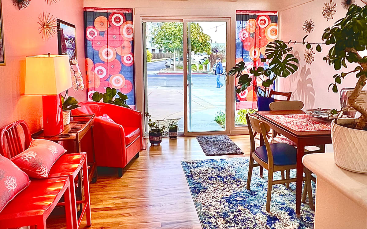 Beach town vibes with fine art, Santa Cruz, CA | Event | Peerspace