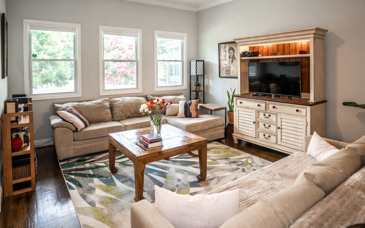 Spacious Open Floor DC Home with Massive 5000 Sq. Ft. Yard, Washington ...