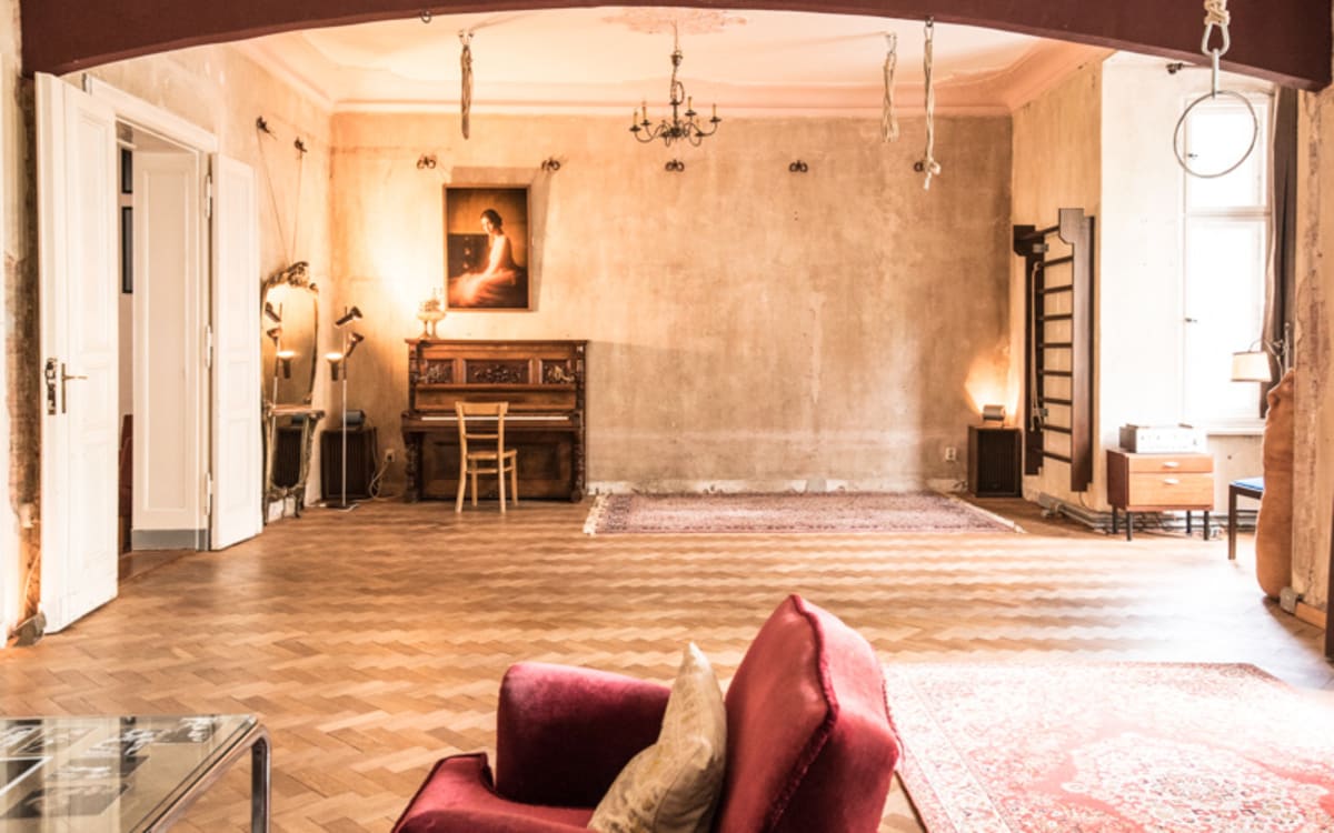 Salon Incanto Berlin - Bohemian Altbau Loft/Flat, Berlin | Production ...