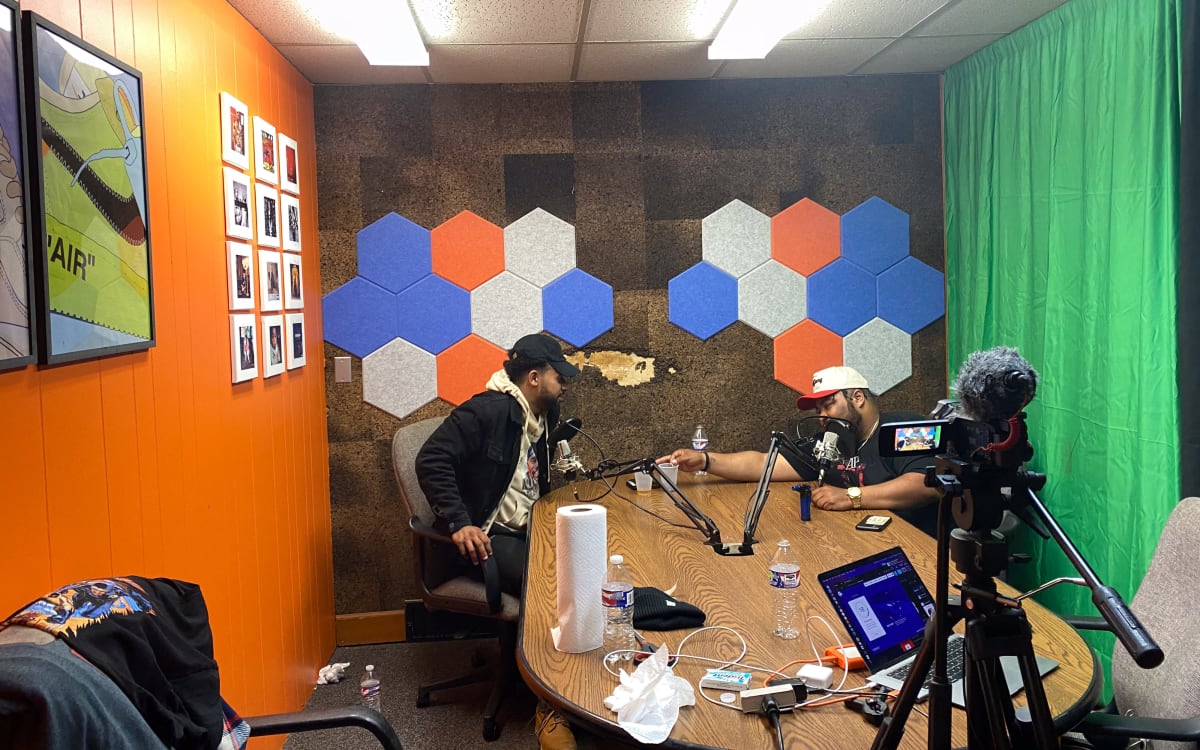 detroit-podcast-studio-detroit-mi-production-peerspace