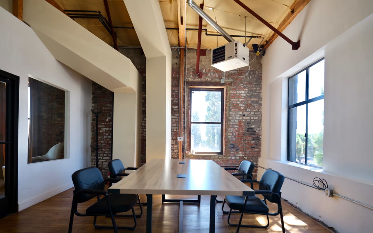 Quiet Loft Open Space in DTLA with HVAC, Los Angeles, CA | Off-Site ...
