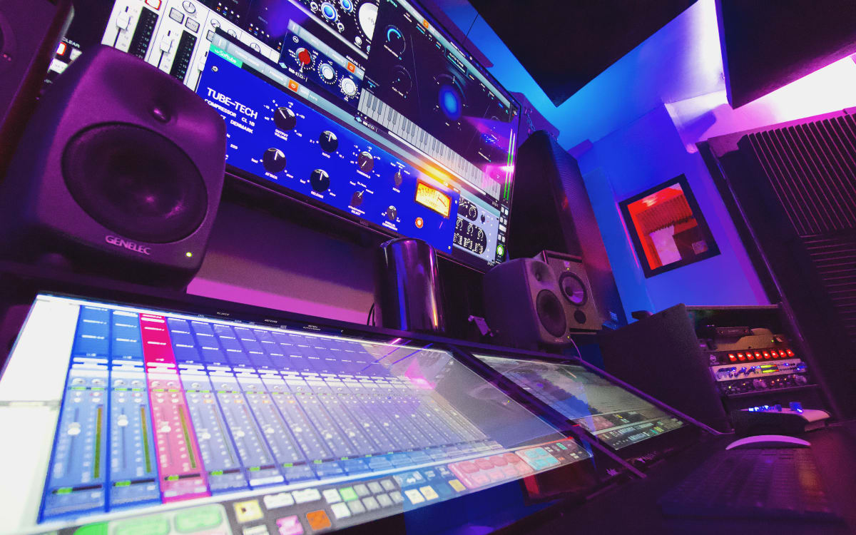 Stunning Hollywood Recording Studio, Los Angeles, CA | Production ...
