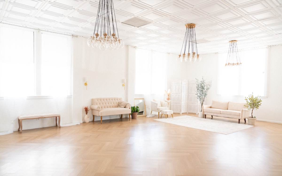 Beautiful Glendale Studio with Natural Light, Glendale, CA | Production ...