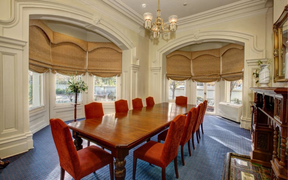 Elegant Function Room with Beautiful Windows, Melbourne | Event | Peerspace
