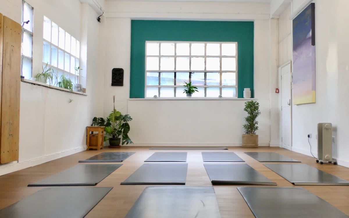 Bright and Airy Yoga Studio in Urban Centre, Croydon | Production ...