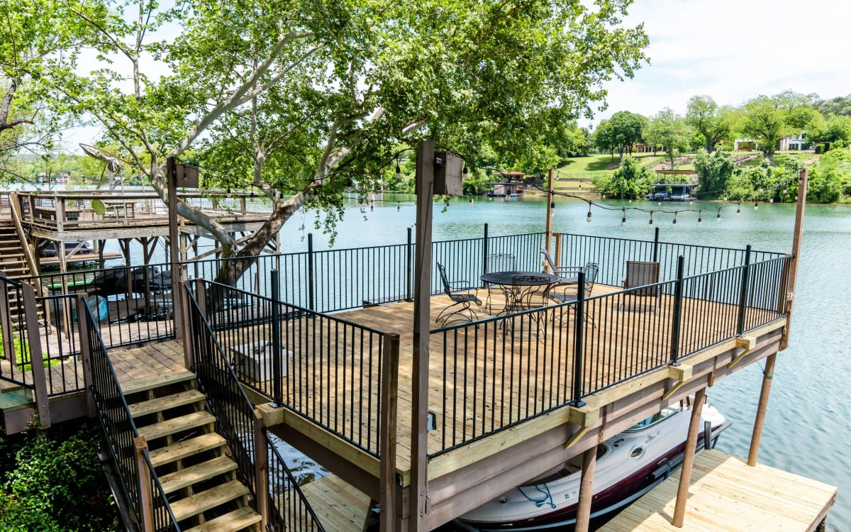 Rare Lake Austin Home w/ Gorgeous Views~ Private Boat Dock, Austin, TX ...