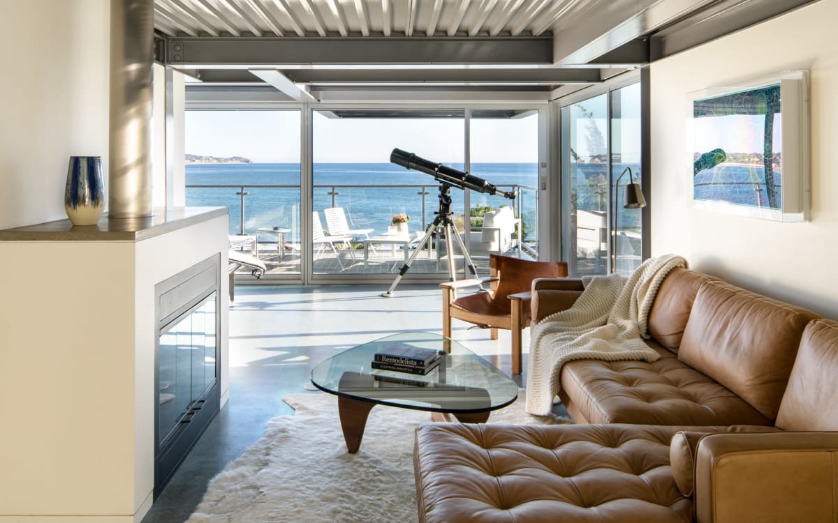 Malibu Glass Villa on Broad Beach, Malibu, CA | Production | Peerspace