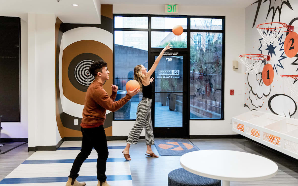 Funky Entertainment Lounge in University District, Seattle, WA ...