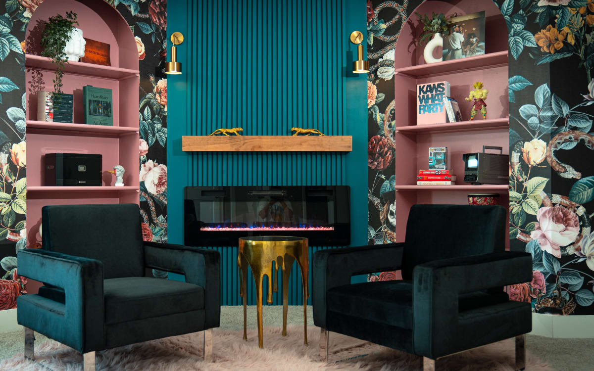 Eclectic Nashville Podcast & Interview Studio, Murfreesboro, TN | Production | Peerspace