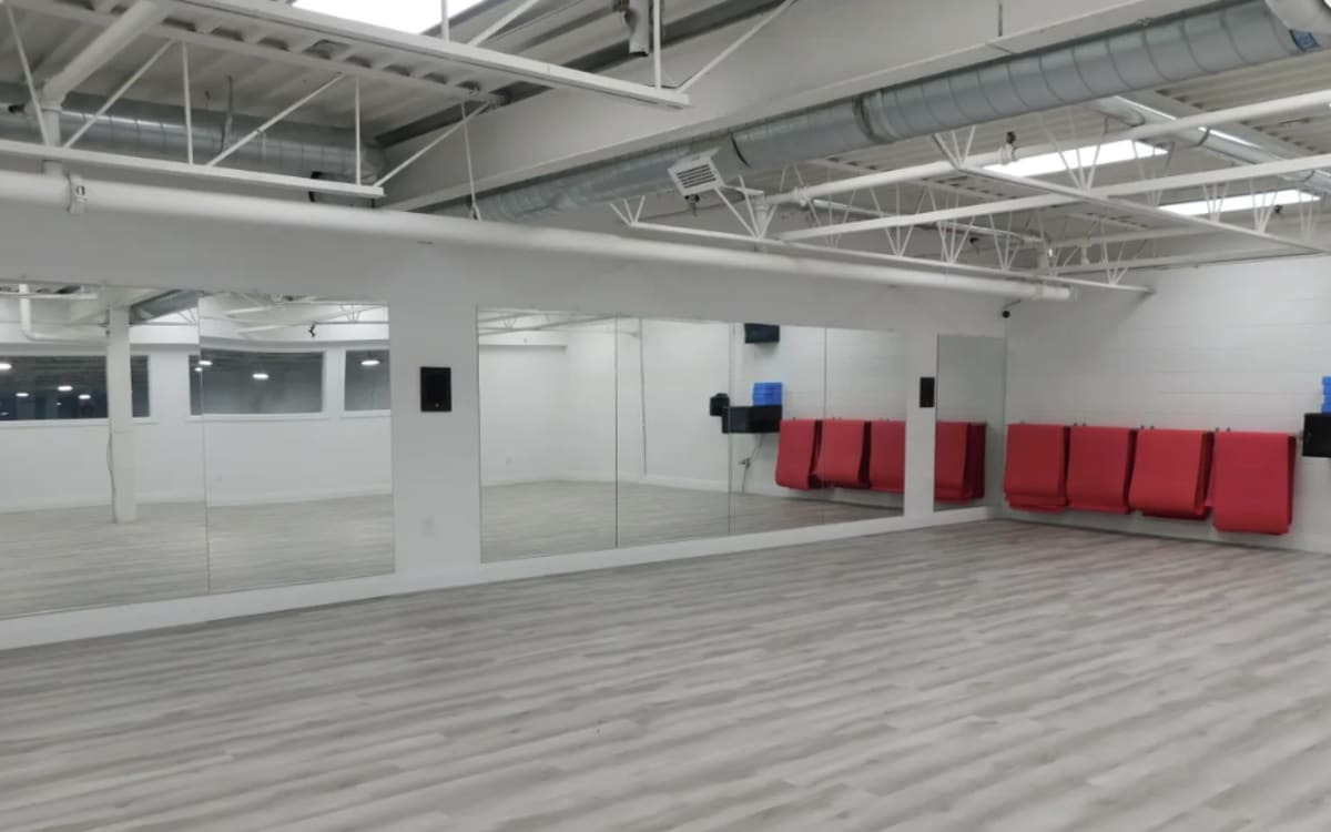 Large Open Space Yoga Fitness Studio, Scarborough | Production | Peerspace
