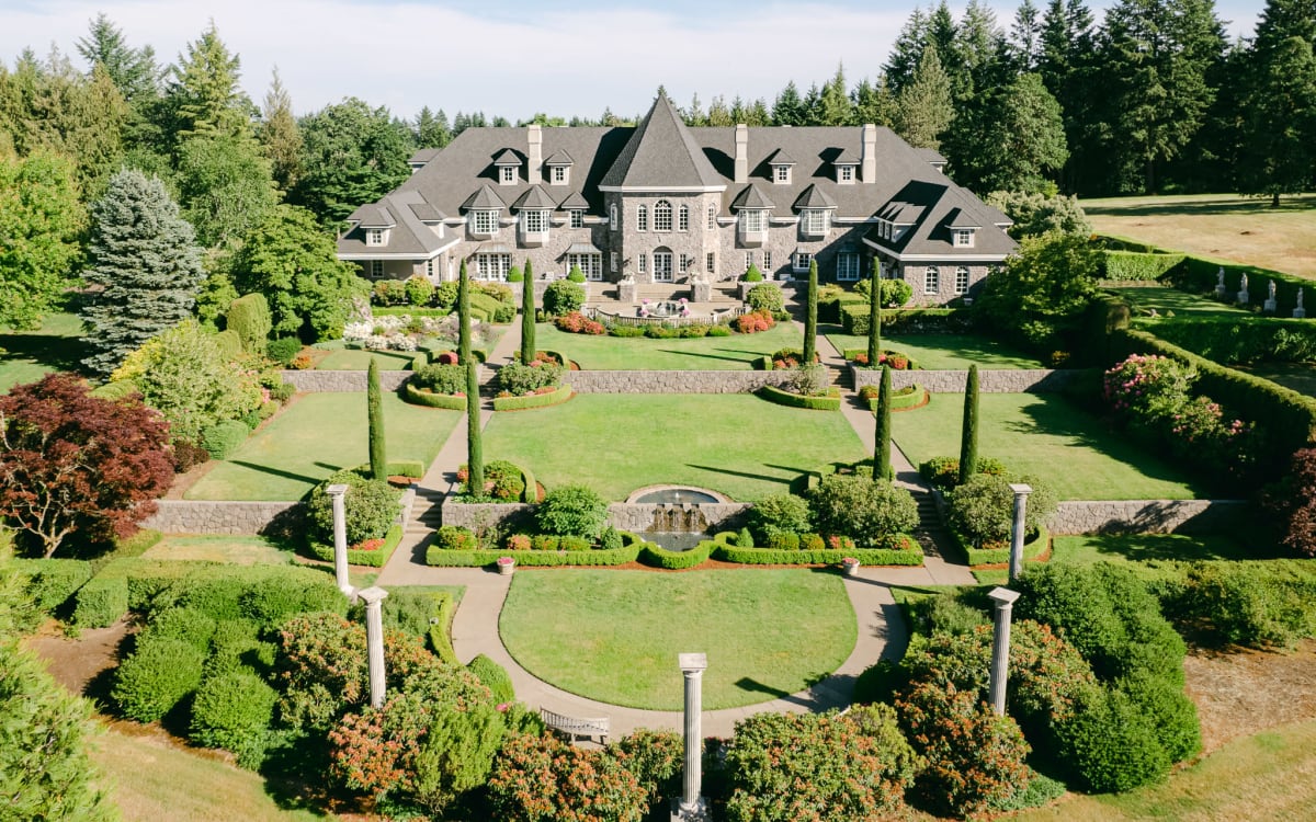 Luxury European Castle 1-hr from Portland Oregon, Wedding Photoshoots ...