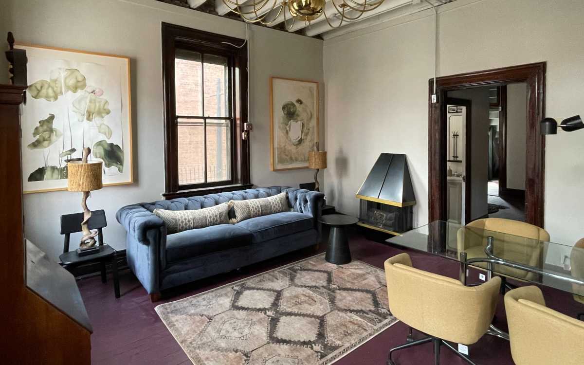 Eclectic Flex Space Suite, Saint Louis, MO | Production | Peerspace