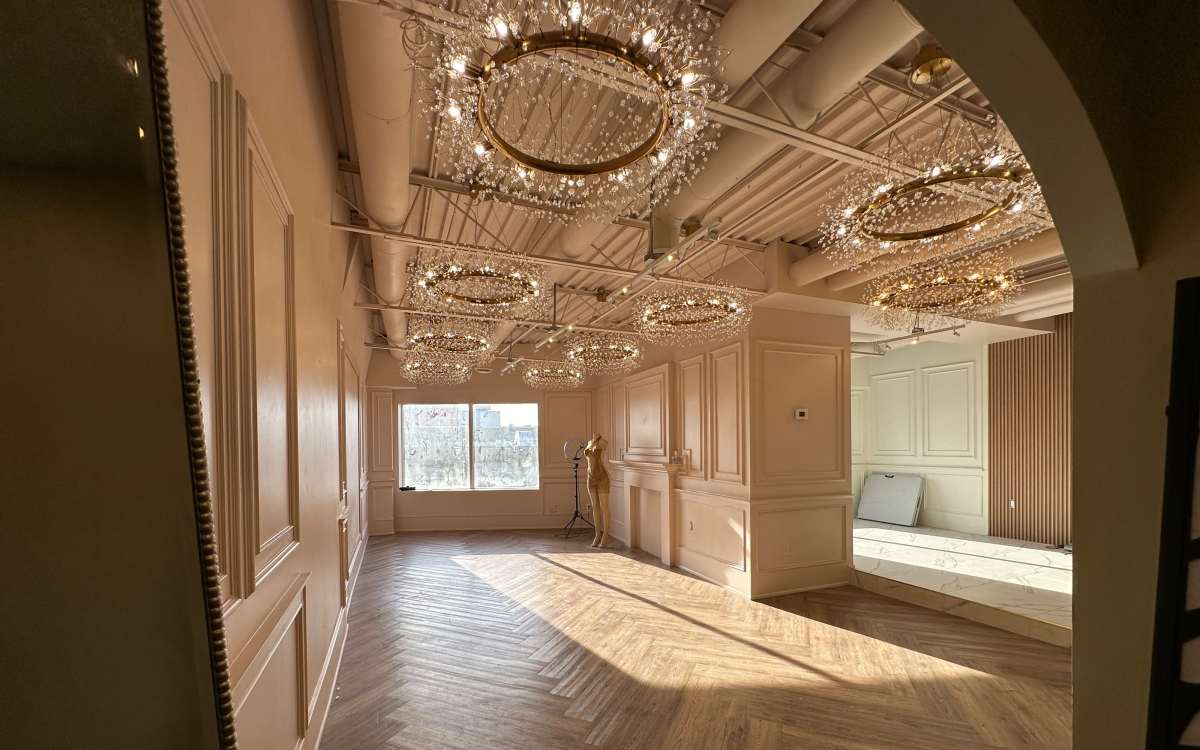 Glamour Loft: The Ideal Setting for Your Next Shoot, Scarborough ...