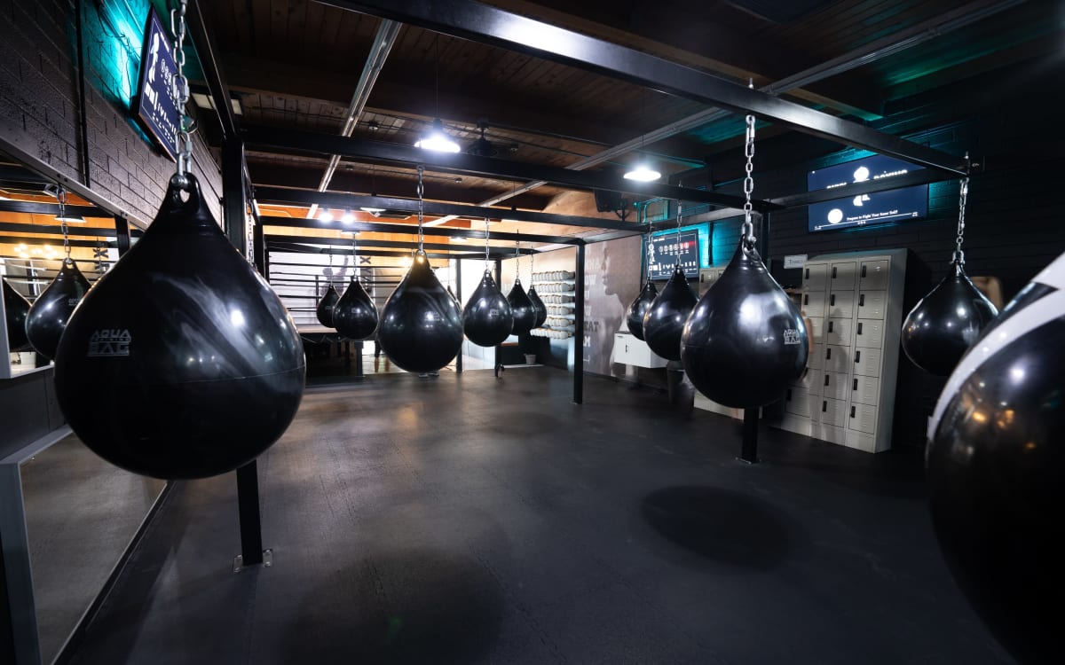 Spacious Scottsdale Fitness & Boxing Gym, Scottsdale, AZ | Production ...