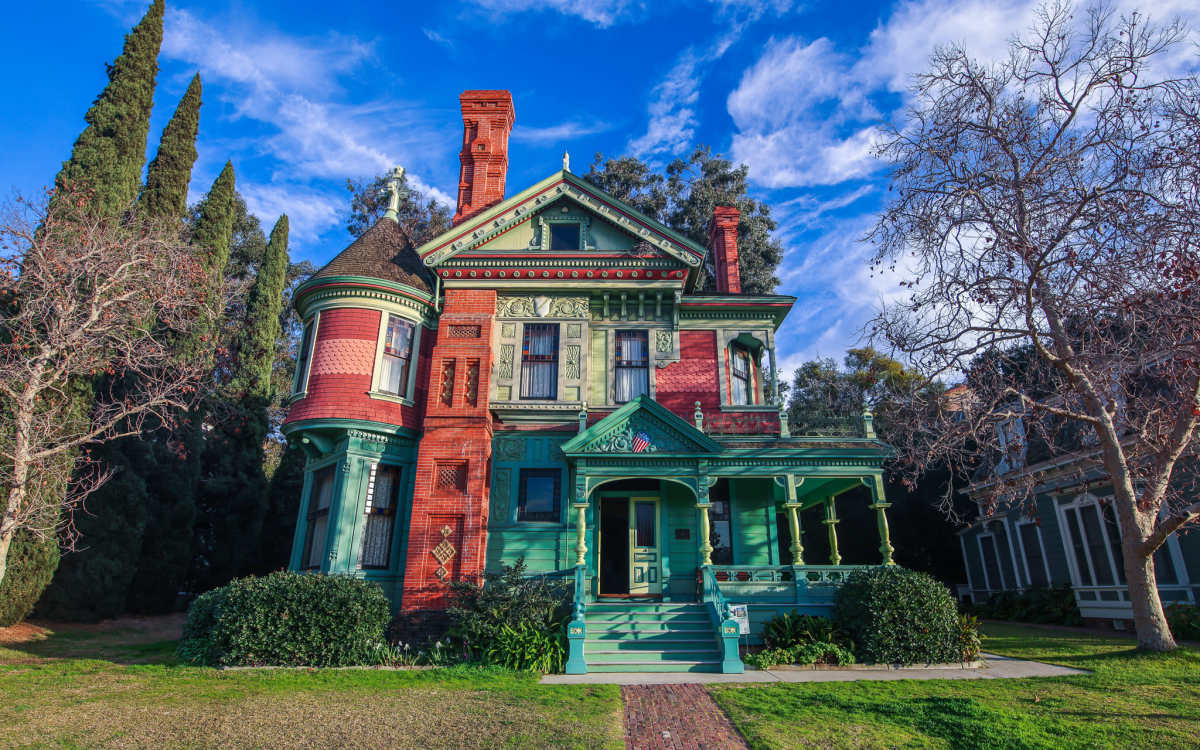 1930 BAROQUE VICTORIAN HOUSE, los angeles, CA | Production | Peerspace