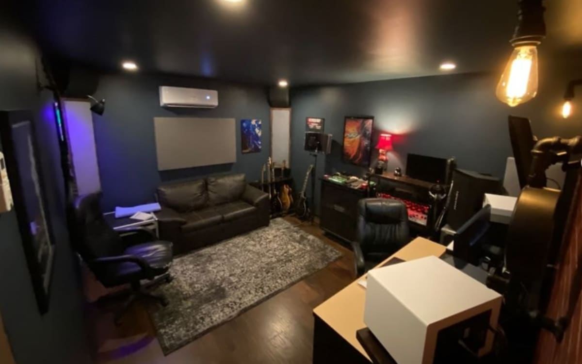 Top Rated Houston Recording Studio, Houston, TX | Production | Peerspace