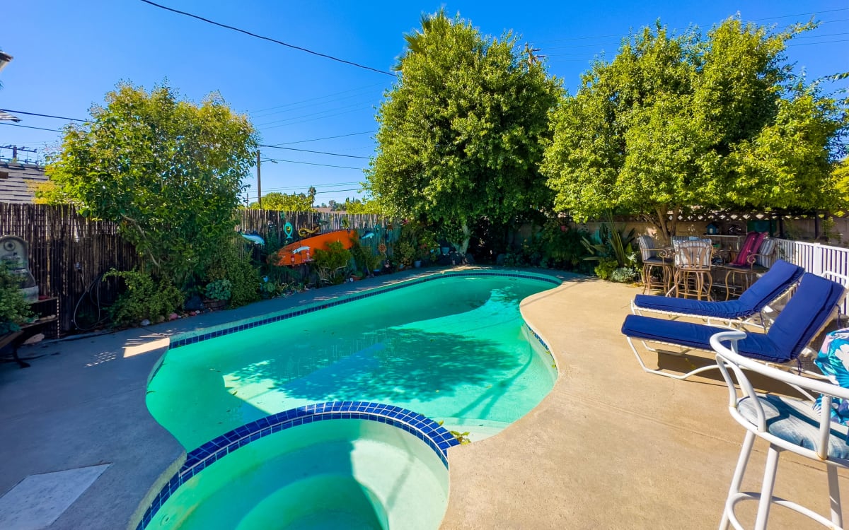 Getaway Luxury Pool, Santa Clarita, CA | Production | Peerspace