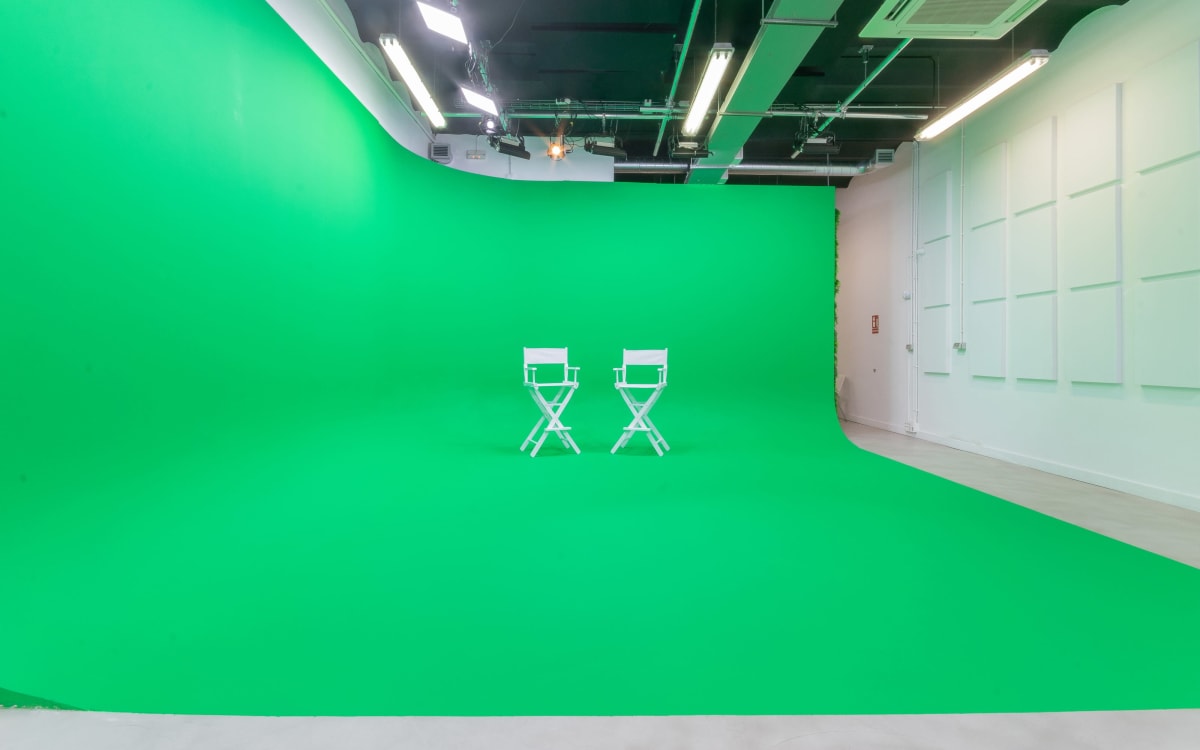 Estudio Totalmente Equipado con Chroma Verde para Rodajes, Barcelona ...