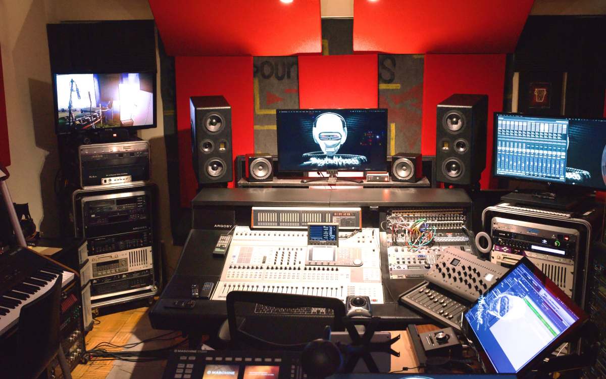 Intimate Recording Studio in Co-op City., Bronx, NY | Production ...