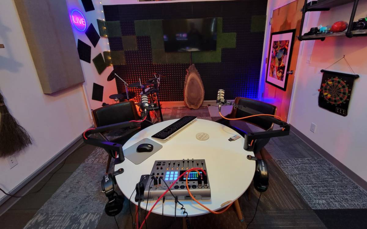 Awesome turnkey podcast room with 2 mics and recorder. Video capable, Jersey City, NJ ...