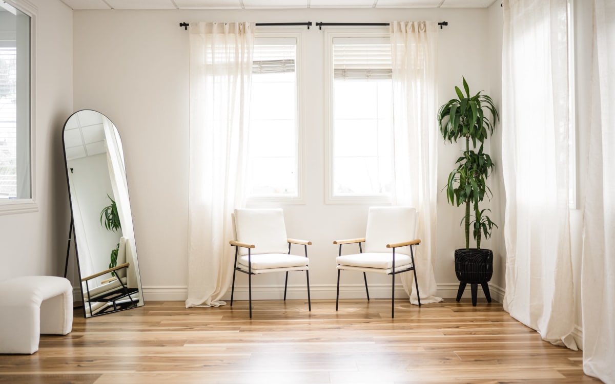 Natural light Modern Beach Studio, Dana Point, CA | Production | Peerspace