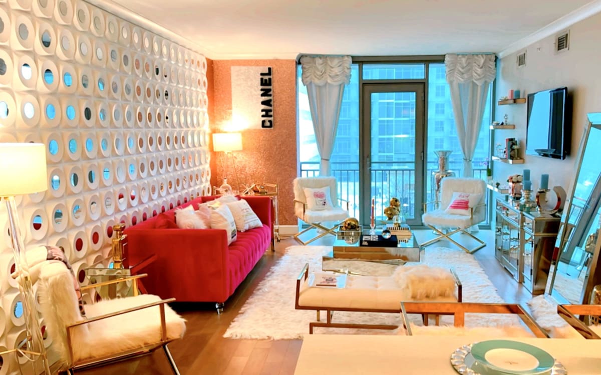 Glamorous Pink Highrise Buckhead Condo for Content and Photoshoots ...