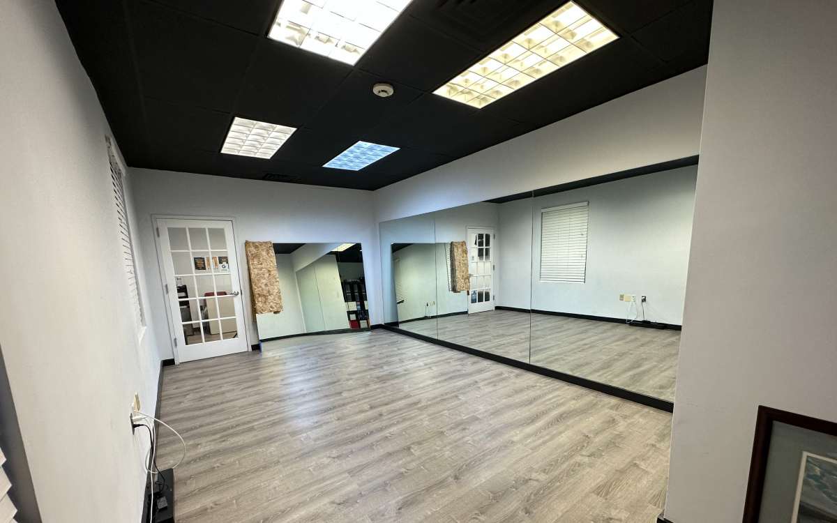 McLean Downtown Dance Studio, Mclean, VA | Event | Peerspace