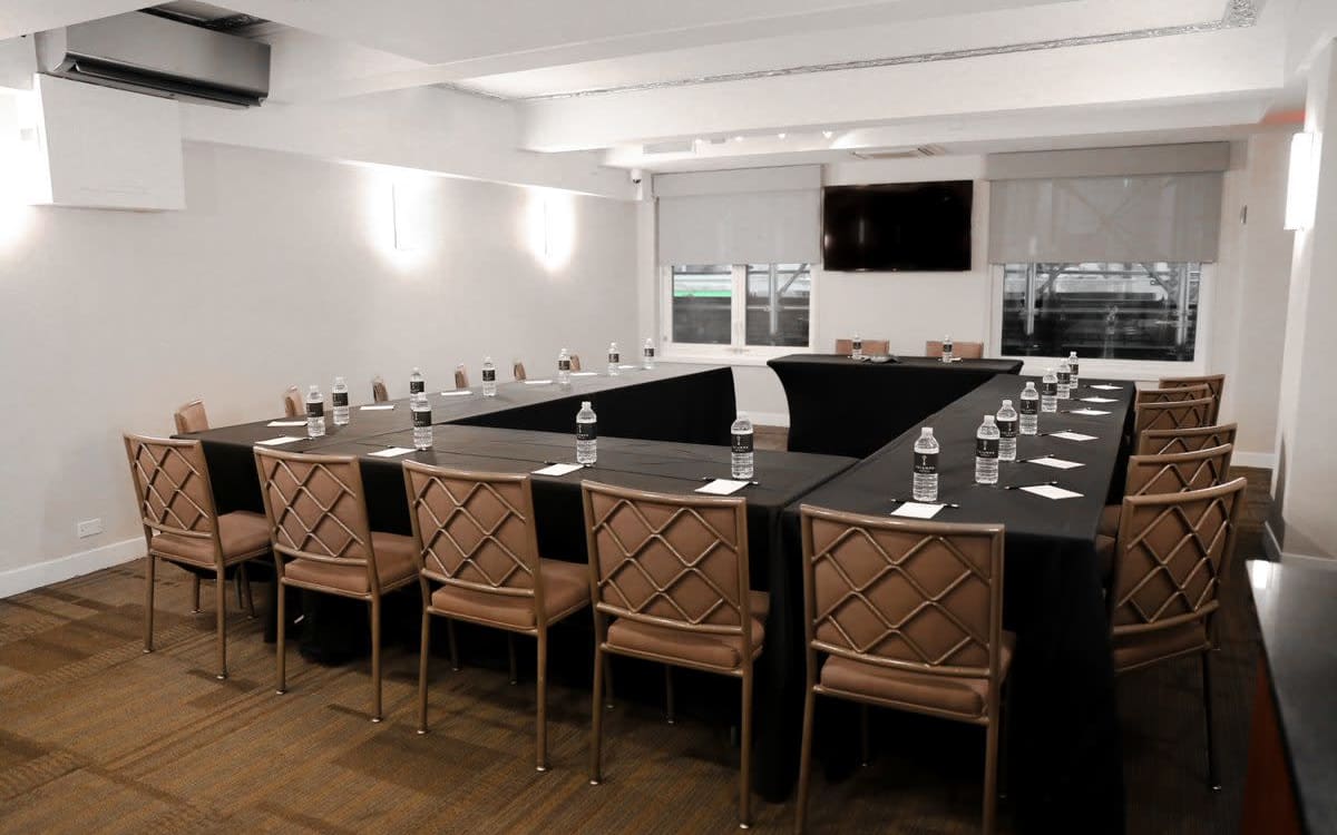 Newly renovated Meeting Space in Hotel (Midtown), New York, NY | Off ...