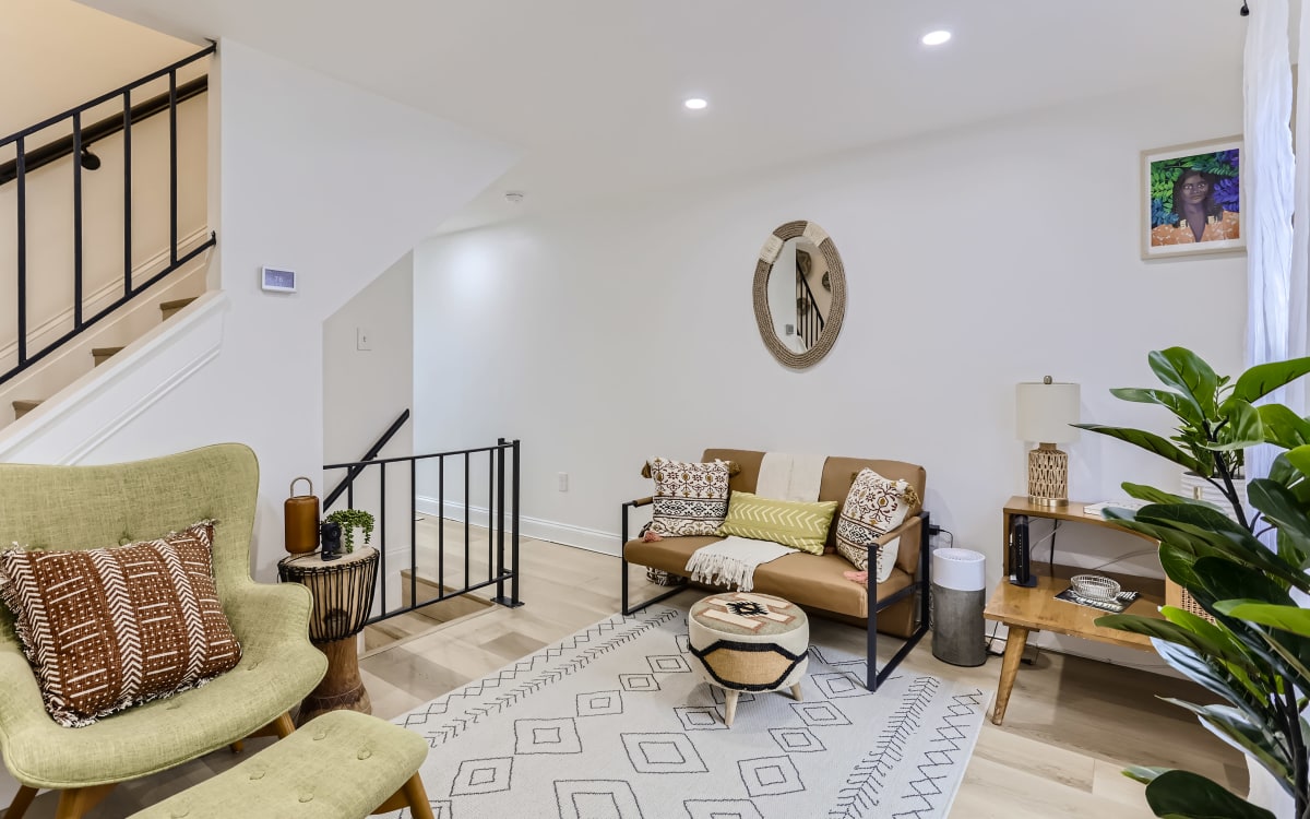 Eclectic Zen Home minutes to downtown, Baltimore, MD | Production ...