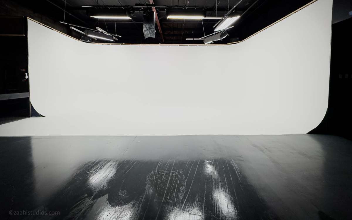 Production Studio White Cove, Indianapolis, IN | Production | Peerspace