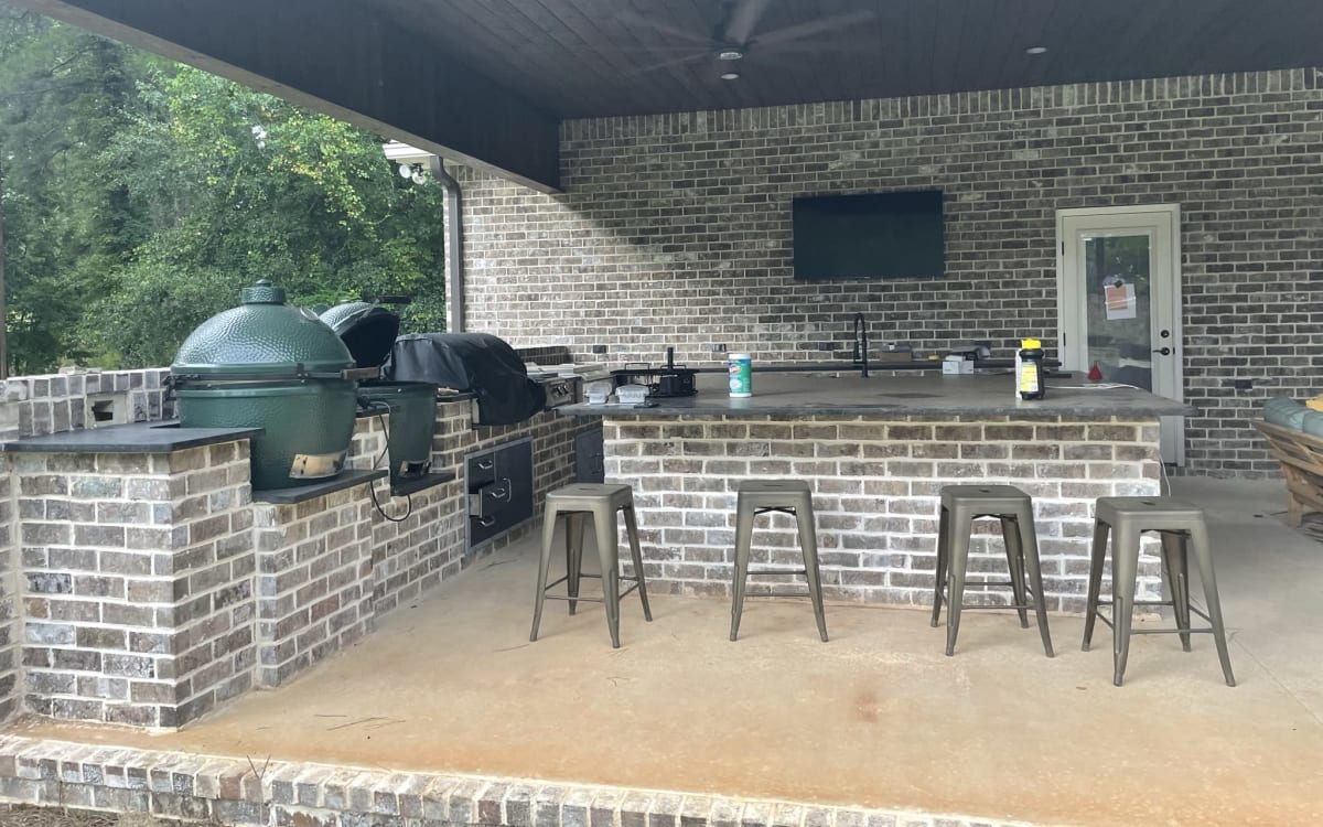 Outdoor Kitchen and Pool Oasis, Perry, GA | Production | Peerspace