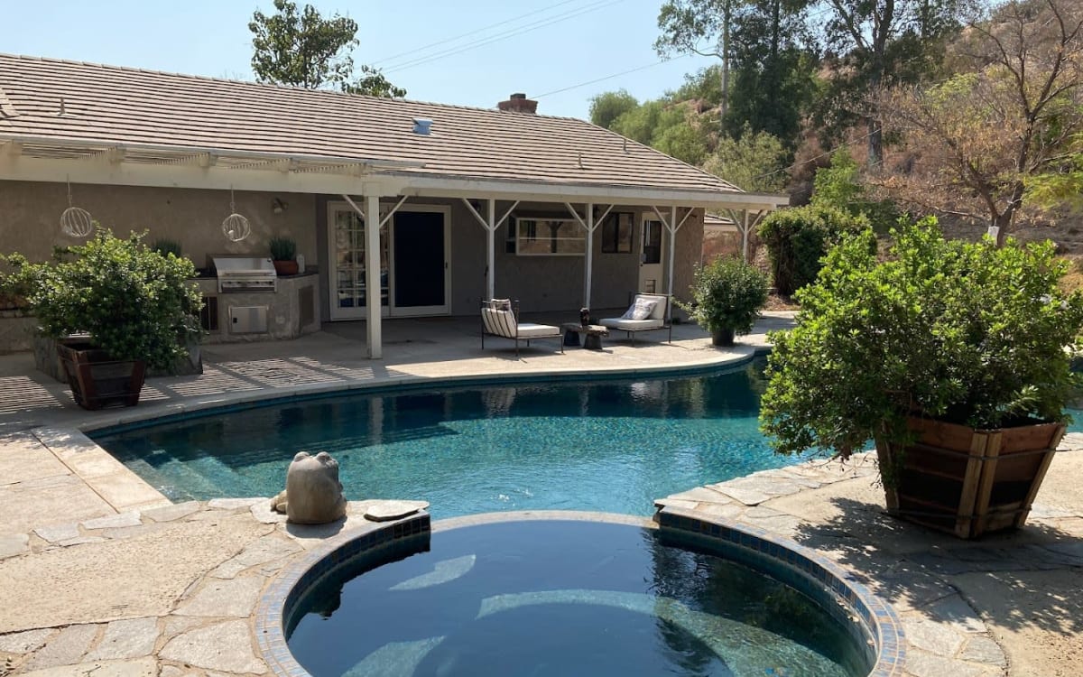 Secluded Desert Horse Ranch with Mountain Views, Santa Clarita, CA ...