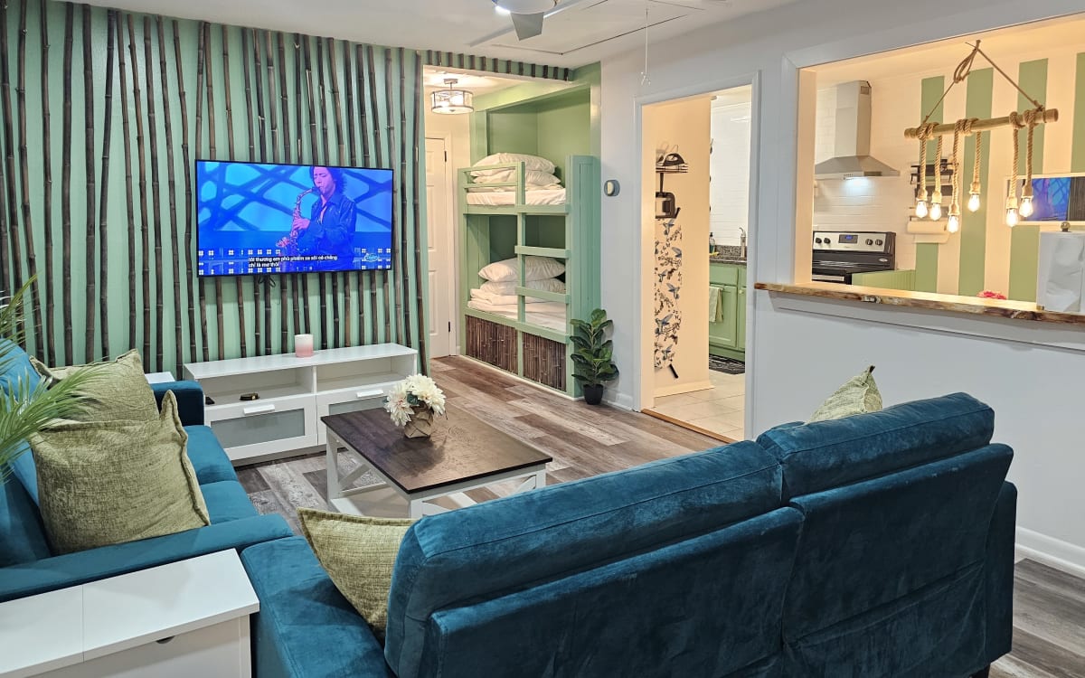 The Bamboo home, College Park, GA | Production | Peerspace