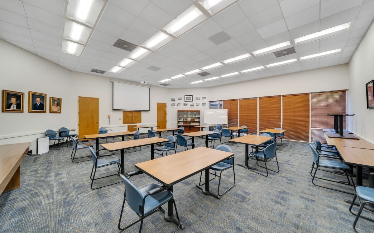 STATE OF THE ART CAMPUS FOR PRODUCTION CLASSROOMS, Los Angeles, CA ...