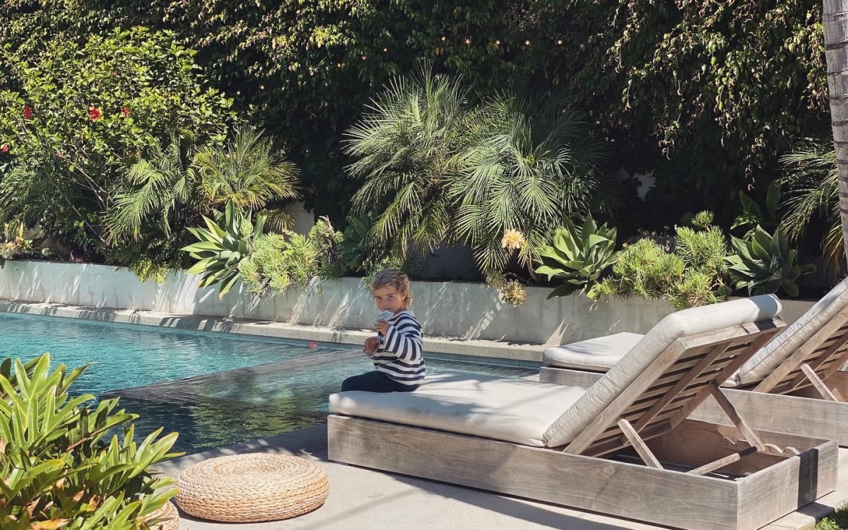 Elegant Poolside With Stylish Furniture in a Lush Garden, Los Angeles ...
