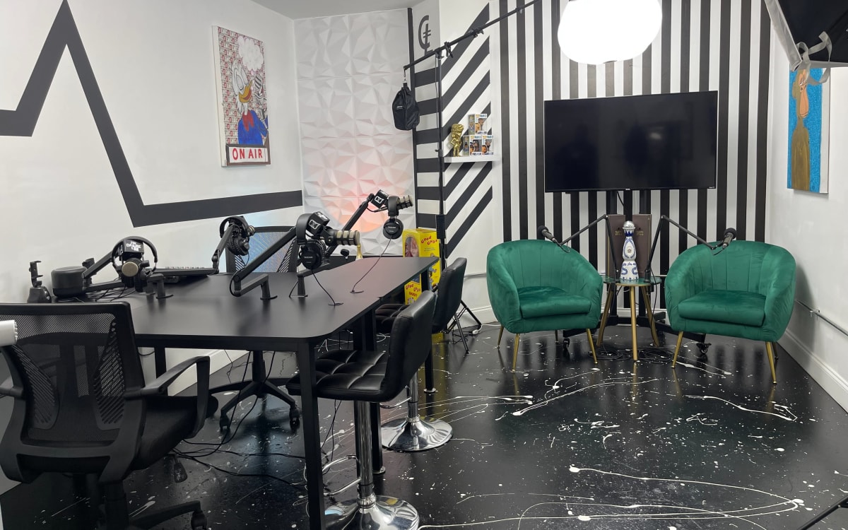 Atlanta Podcast Recording Studio, Atlanta, GA | Production | Peerspace