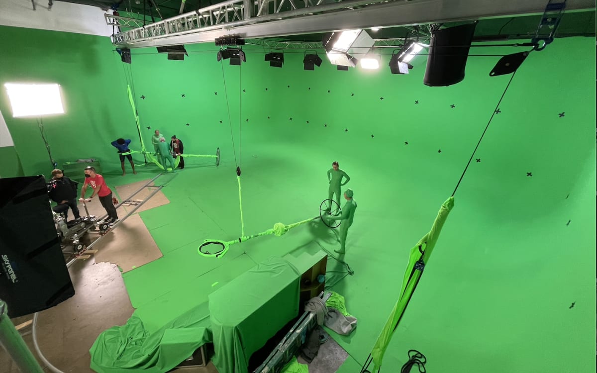Large Green Screen Cyc Stage in Los Angeles / Hollywood / Burbank, Sun ...