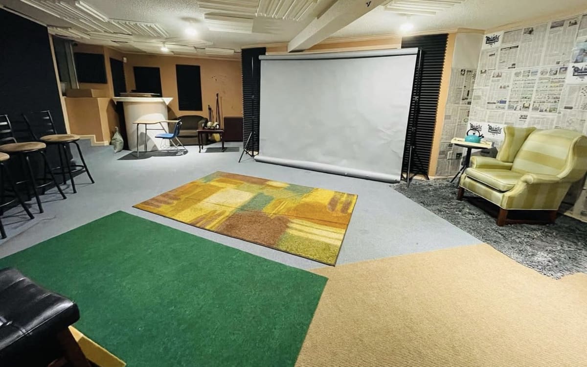 U No Entertainment LLC | The Perfect Film & Music Production Studio ...