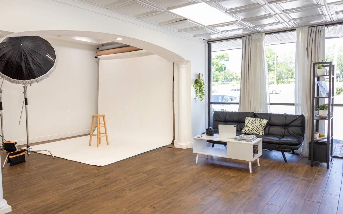 The Green Room Creative Studio | Photography Studio with Lighting ...